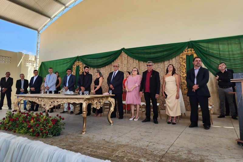 Luciano Torres, Djalma e vereadores tomam posse na cidade de Ingazeira ...